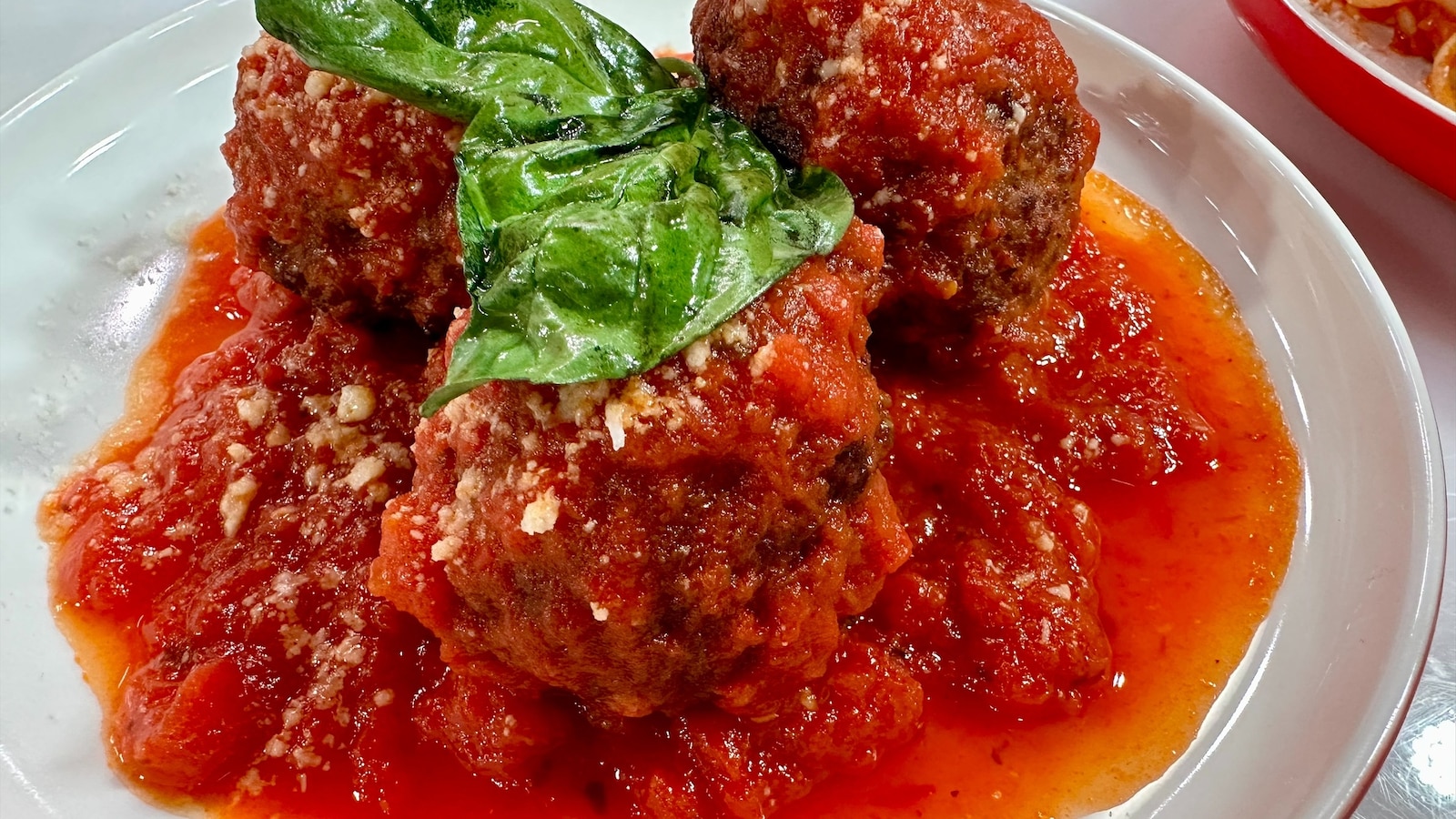 Mario Carbone shares famed homemade meatballs recipe - ABC News