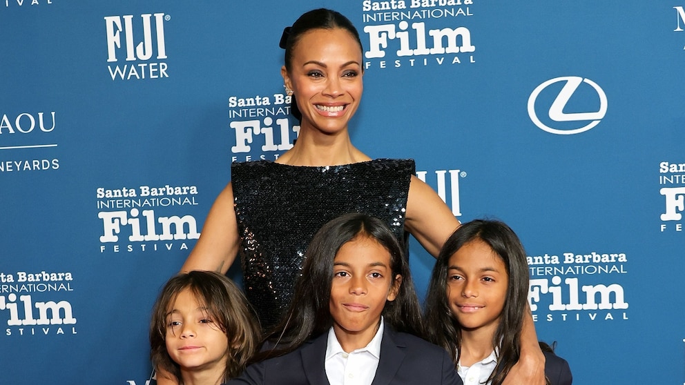 Zoe Saldaña sparkles in sequins alongside her 3 lookalike sons - Good ...
