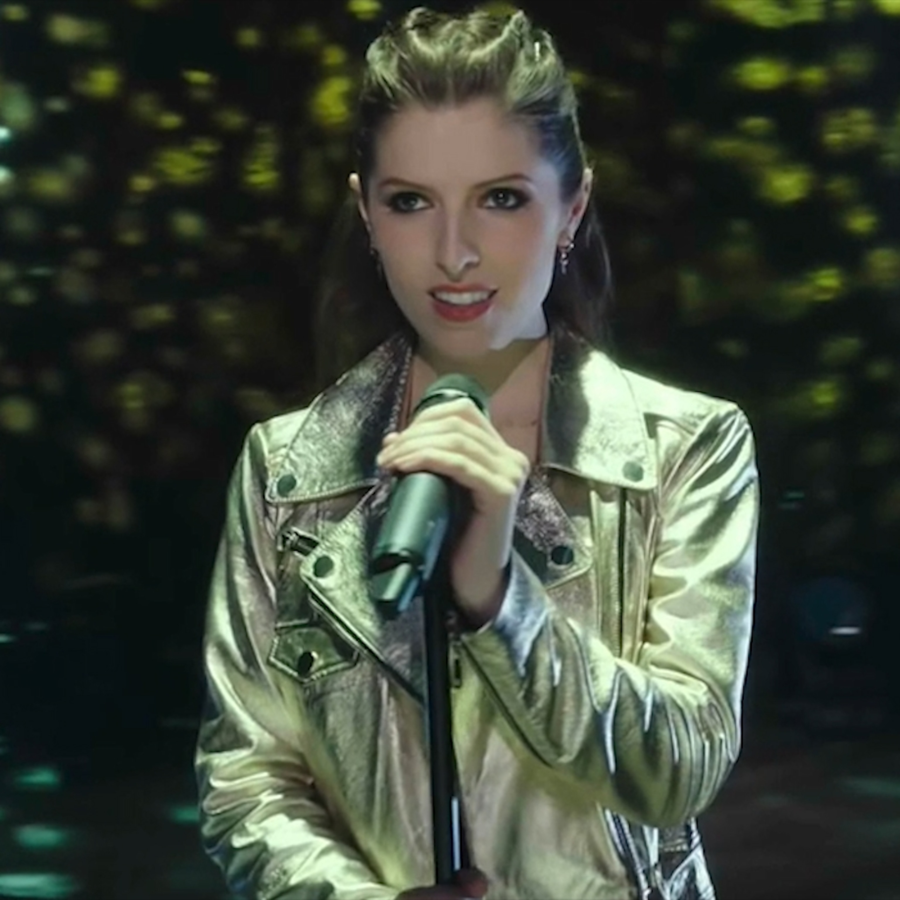 Anna Kendrick Einde Van Horloge Baby