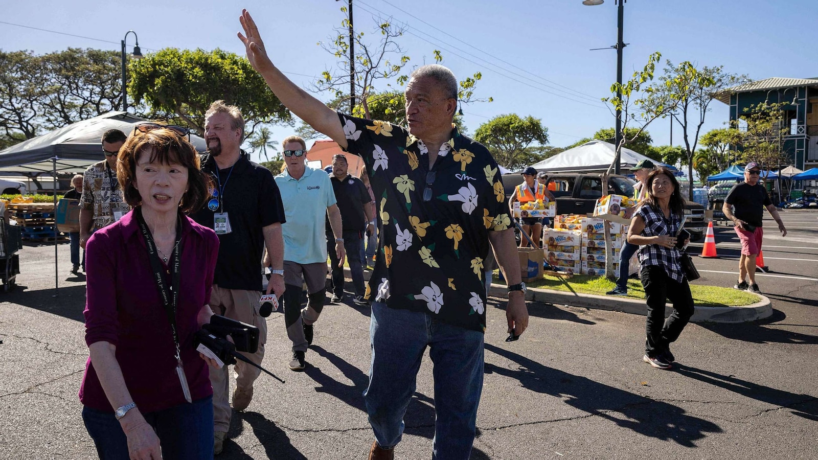 Maui mayor dismisses criticism of fire response, touts community's ...