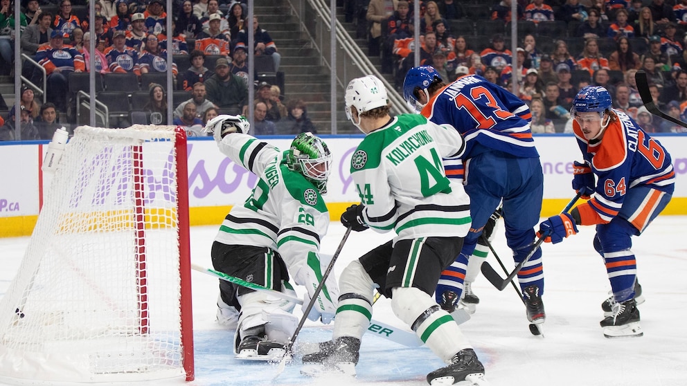 Stars crush Oilers 8-3 as Benn scores 400th career goal for Dallas - ABC News