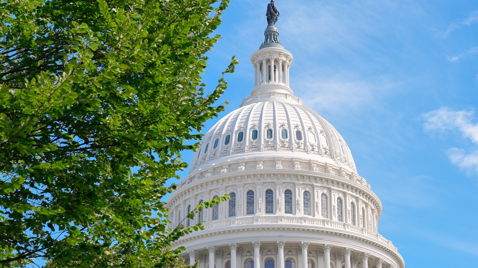 Congressional leaders point fingers as possible shutdown nears - ABC News