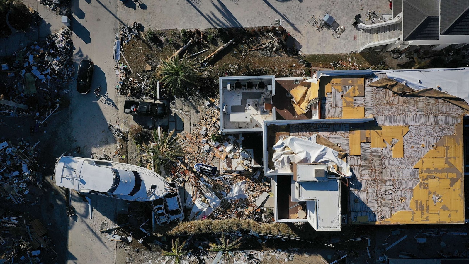 How recovery efforts are going in Lee County after Hurricane Ian - ABC News