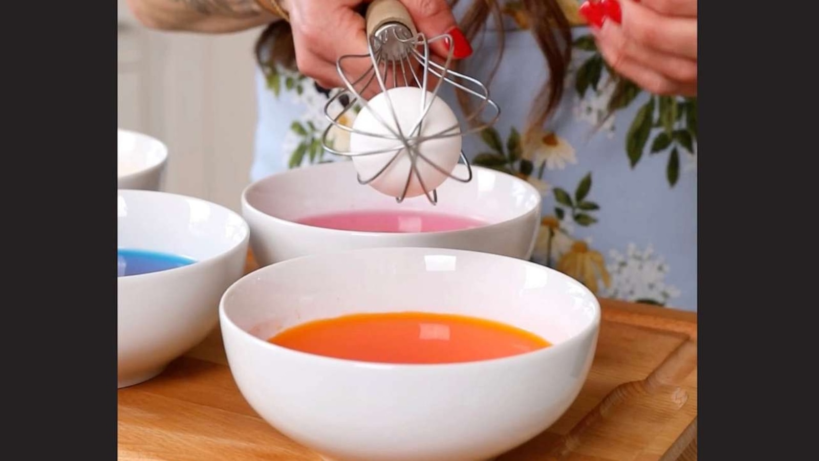 Easy Easter egg dyeing hack uses a kitchen tool you already have - ABC News