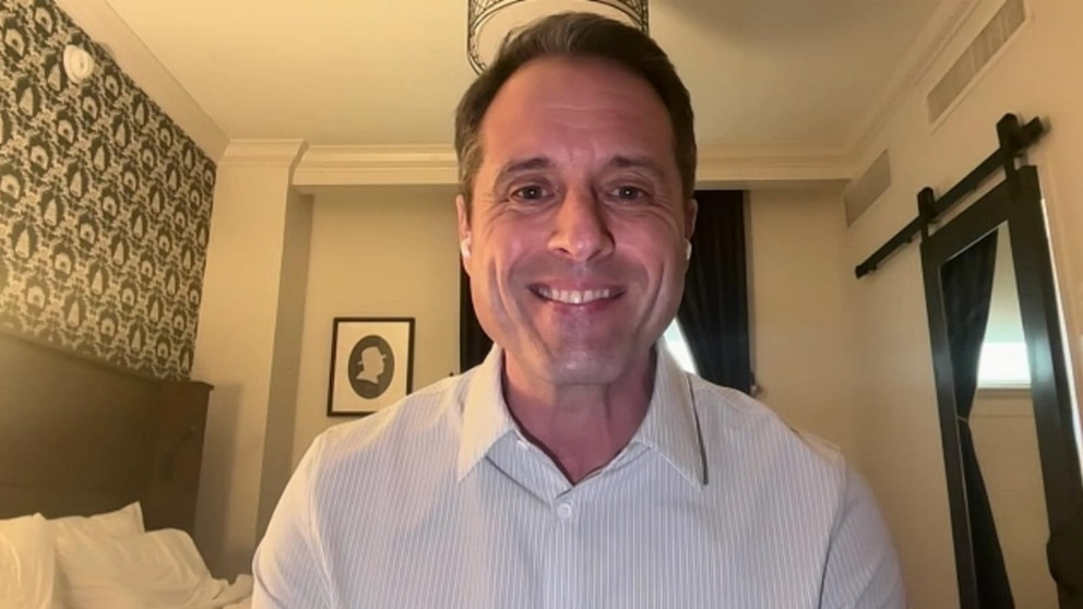 Video The Super Bowl: A three-peat or an underdog upset? - ABC News