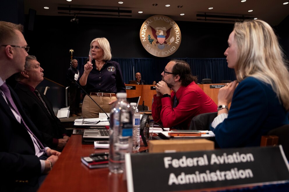 NTSB questions flight training procedures during hearings over January ...