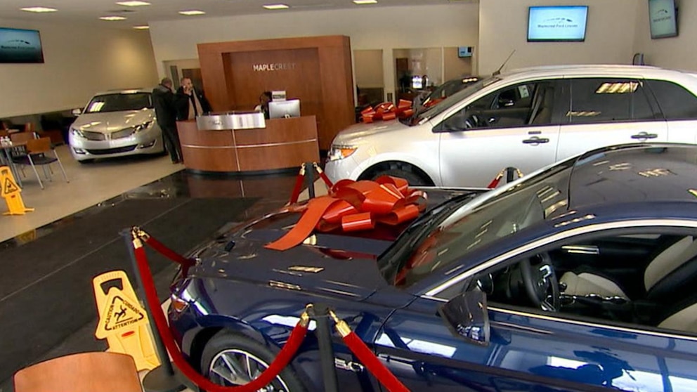 Video Ask Alexis: Why buying a car may be a better option than leasing ...