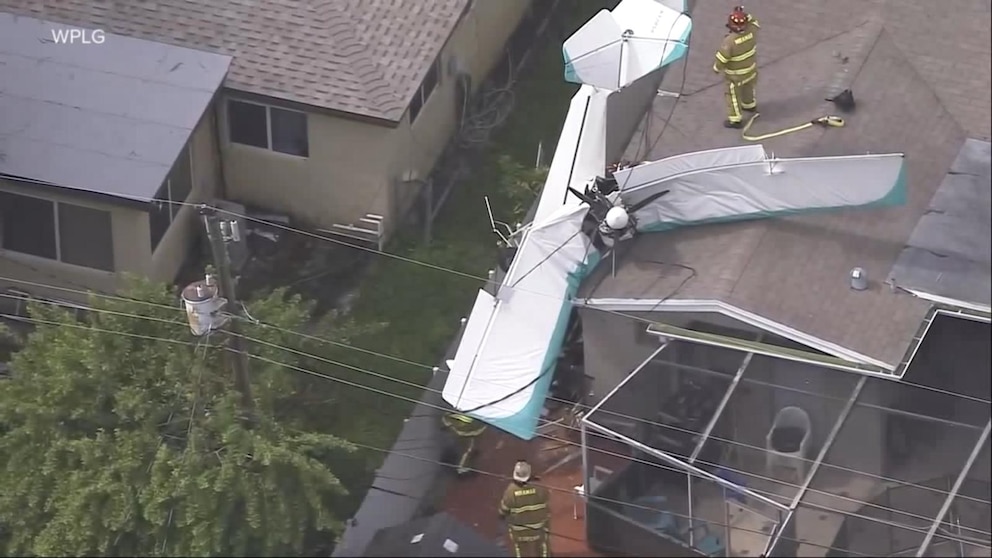 Video 2 killed during small plane crash in Florida - ABC News