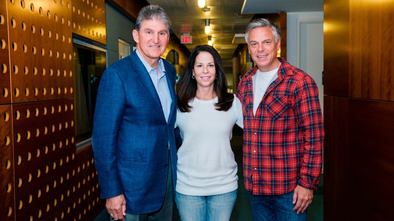 No Labels votes to move forward with bipartisan presidential ticket ...
