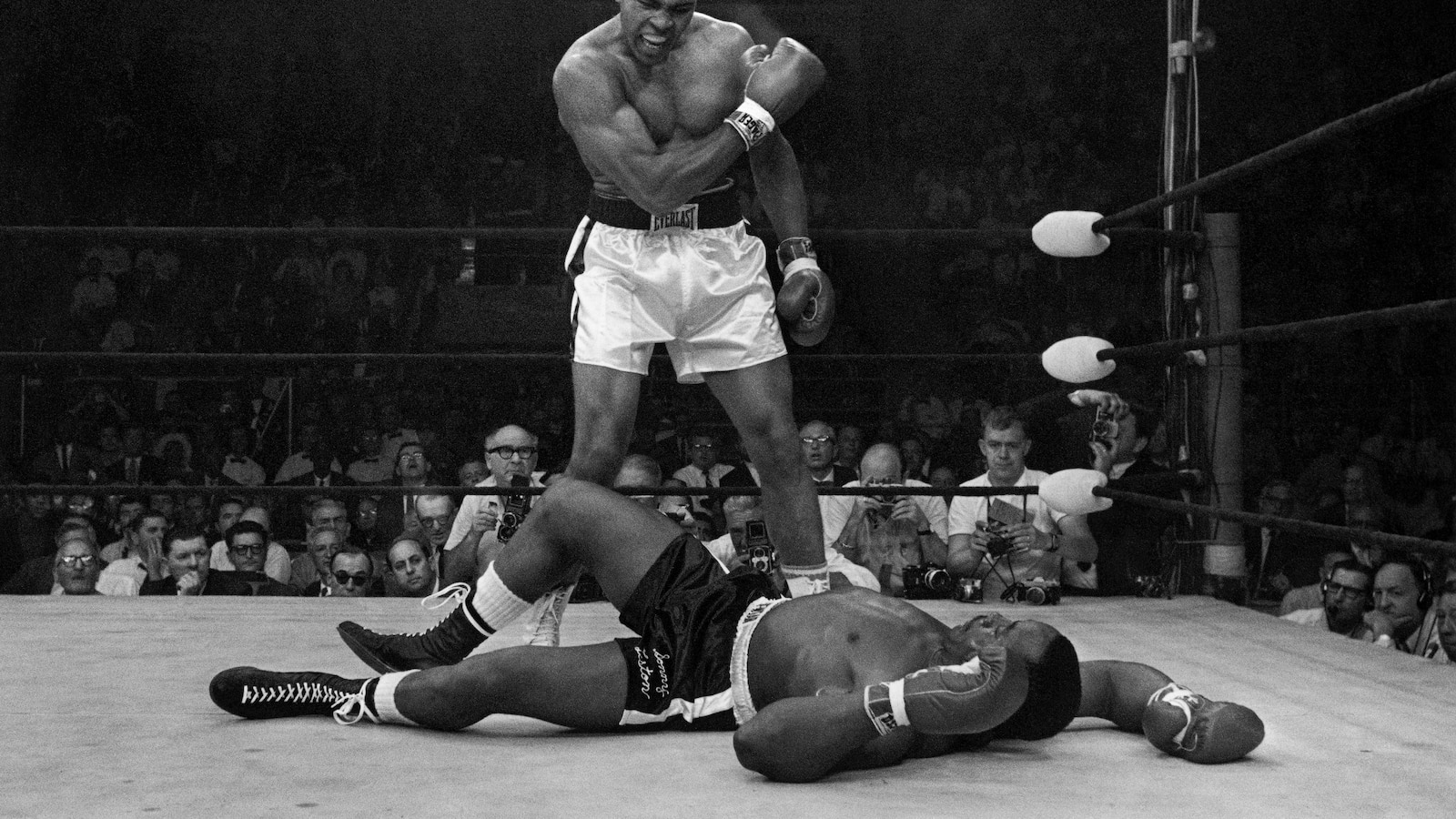 Muhammad Ali's family reflects on the champion boxer's legacy 10 years ...