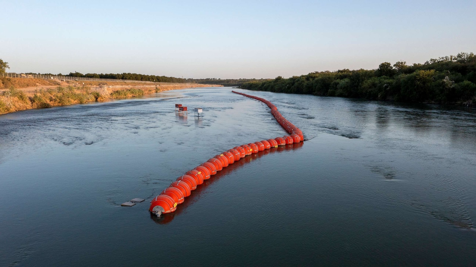 DOJ asks judge to order Abbott to start Rio Grande floating barrier ...