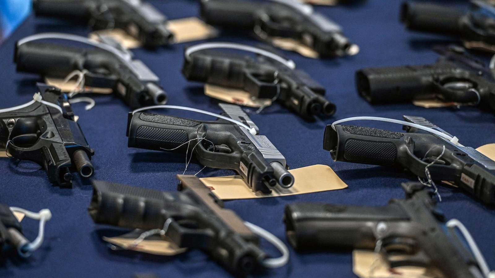 Illegal weapons smuggling from US to Haiti surges: Officials - ABC News