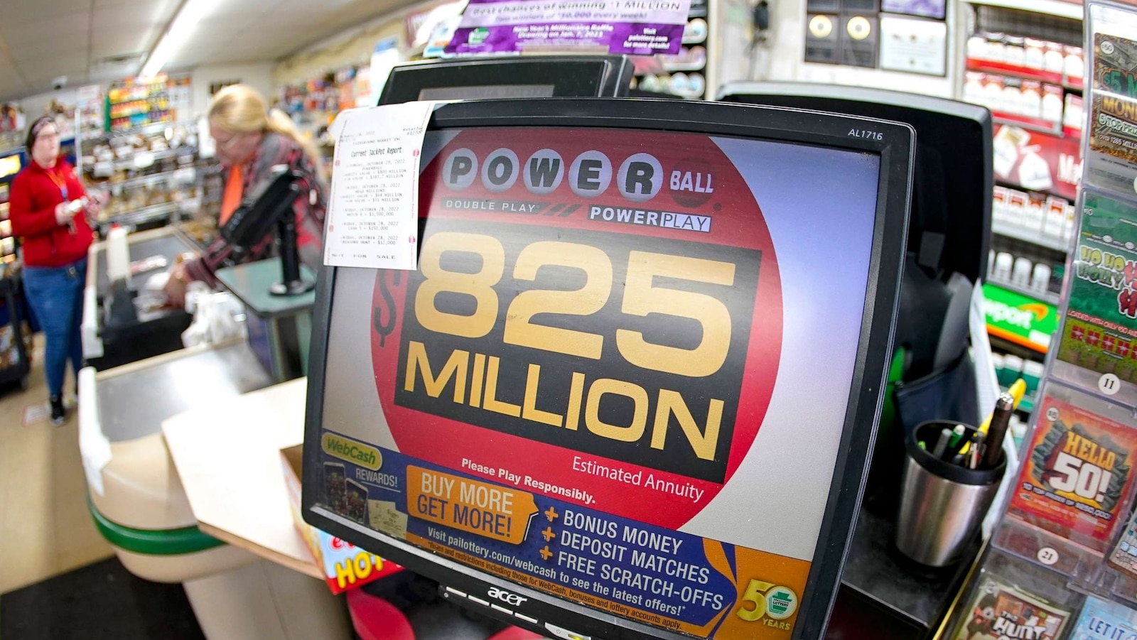 Powerball jackpot rises to $1 billion without Saturday winner - ABC News