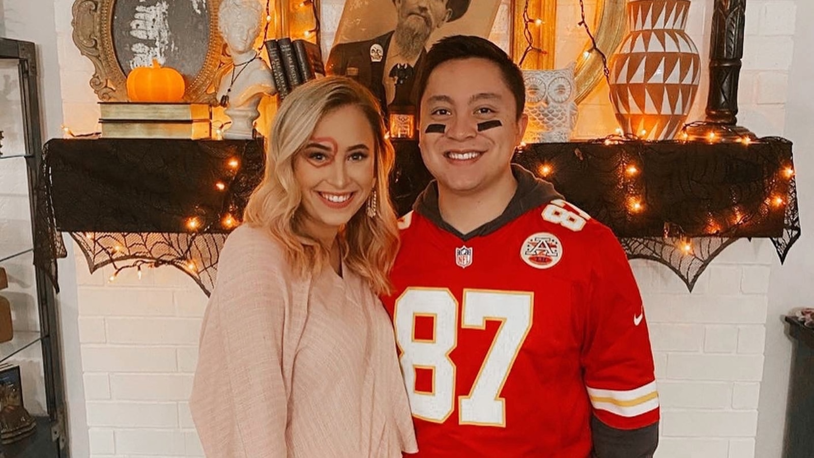 Couple unknowingly predicted Taylor Swift-Travis Kelce's engagement in ...