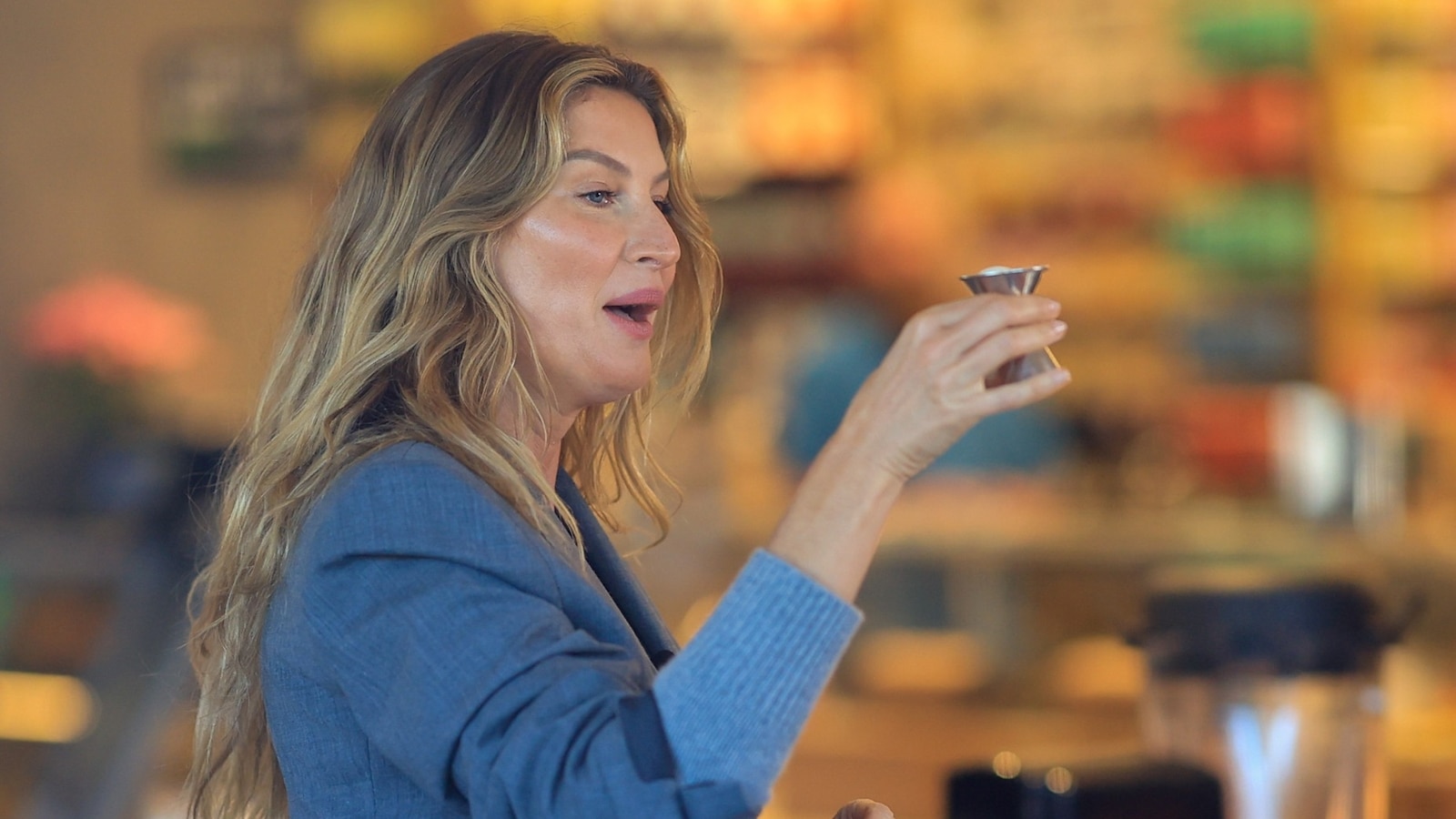 Gisele Bundchen and Erewhon debut new 'Giselderberry Boost' smoothie ...