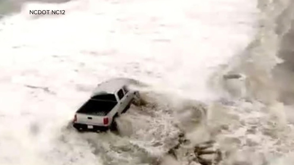 Video Nor'easter pounds East Coast, prompts state of emergency in New ...