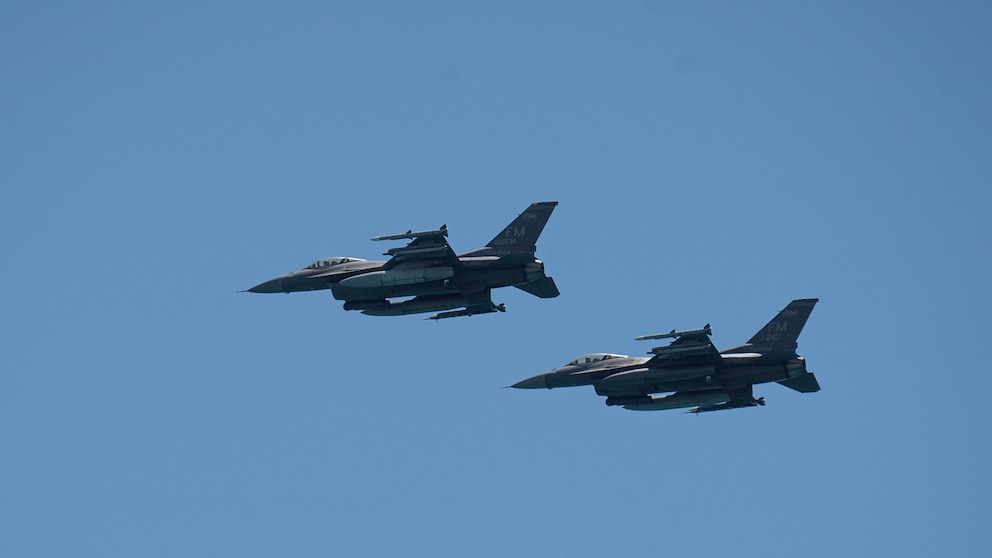 US fighters intercept Russian aircraft off Alaska for 3rd time in a week - ABC News