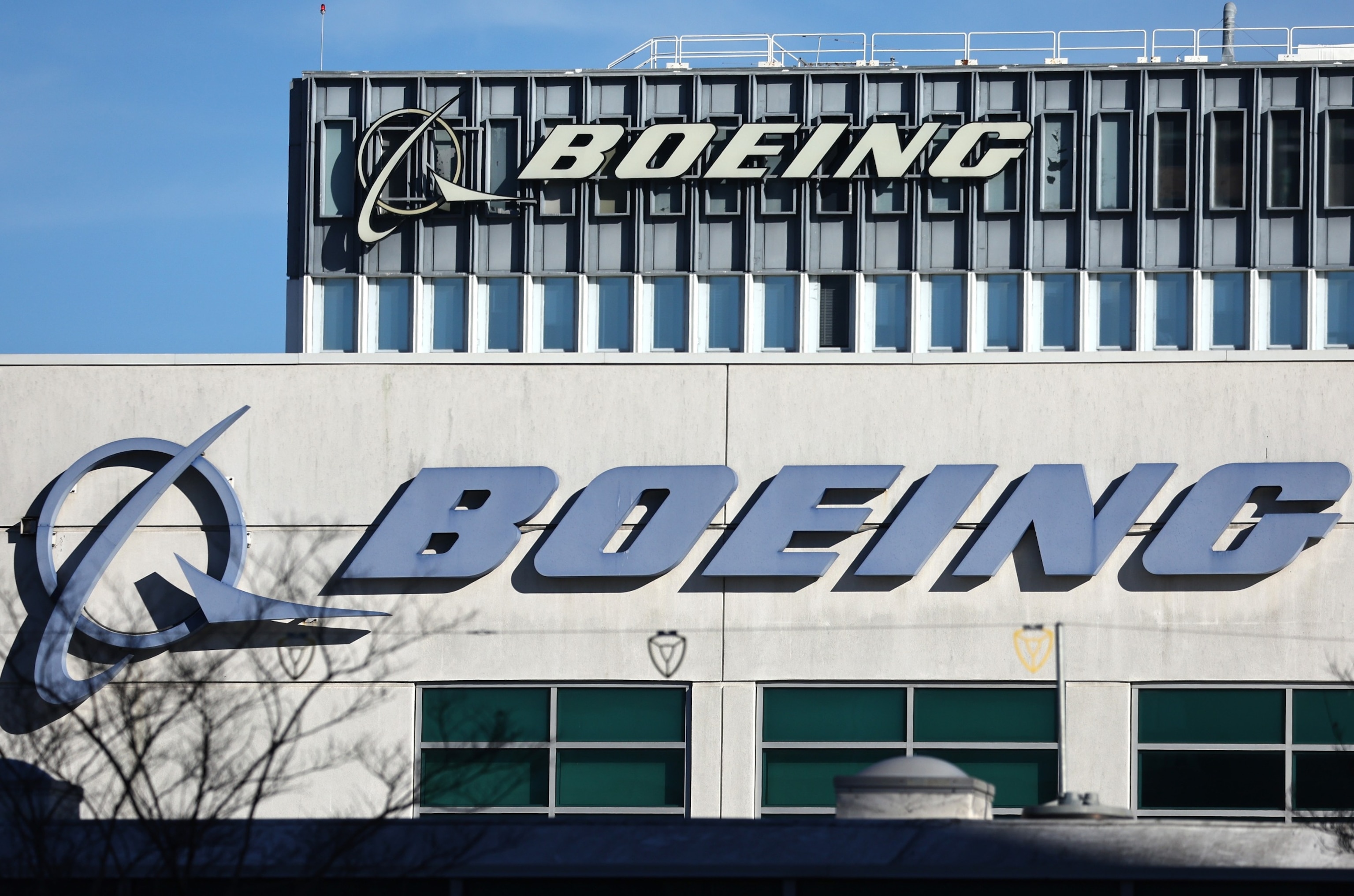 FAA launches probe of Boeing following door plug incident - ABC News