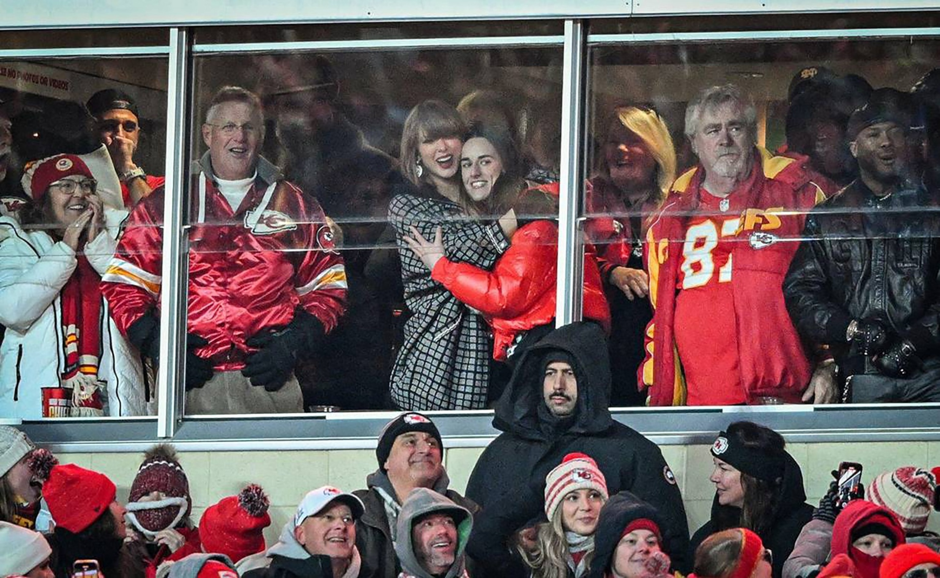 Taylor Swift, Caitlin Clark attend Chiefs game: What to know about their friendship - ABC News