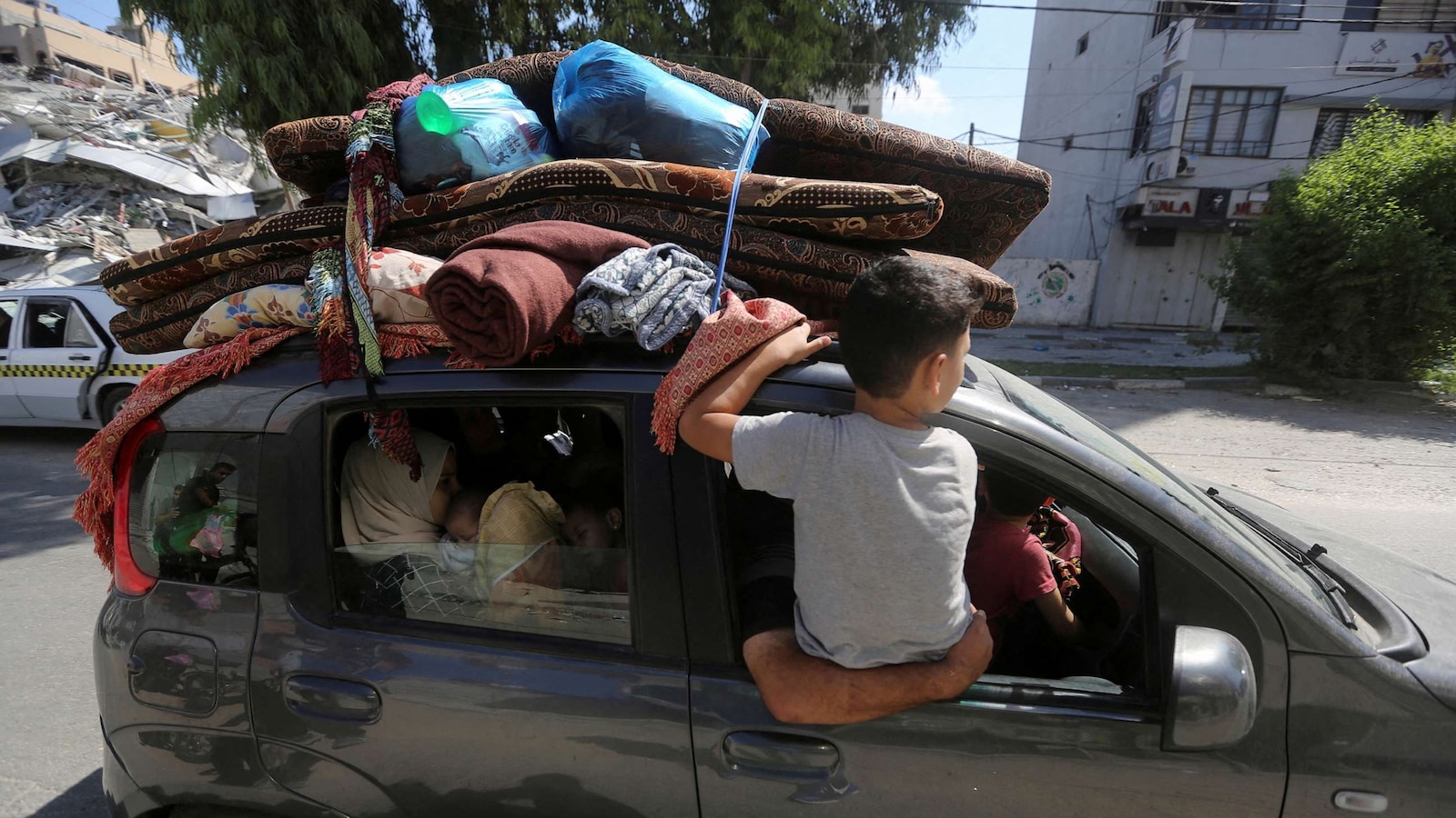 Israel tells more than 1 million Gazans to flee south to avoid fighting ...