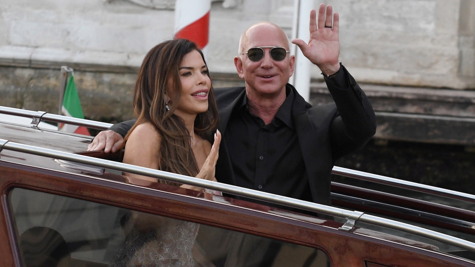 Jeff Bezos, Lauren Sánchez depart Venice after multi-day wedding ...