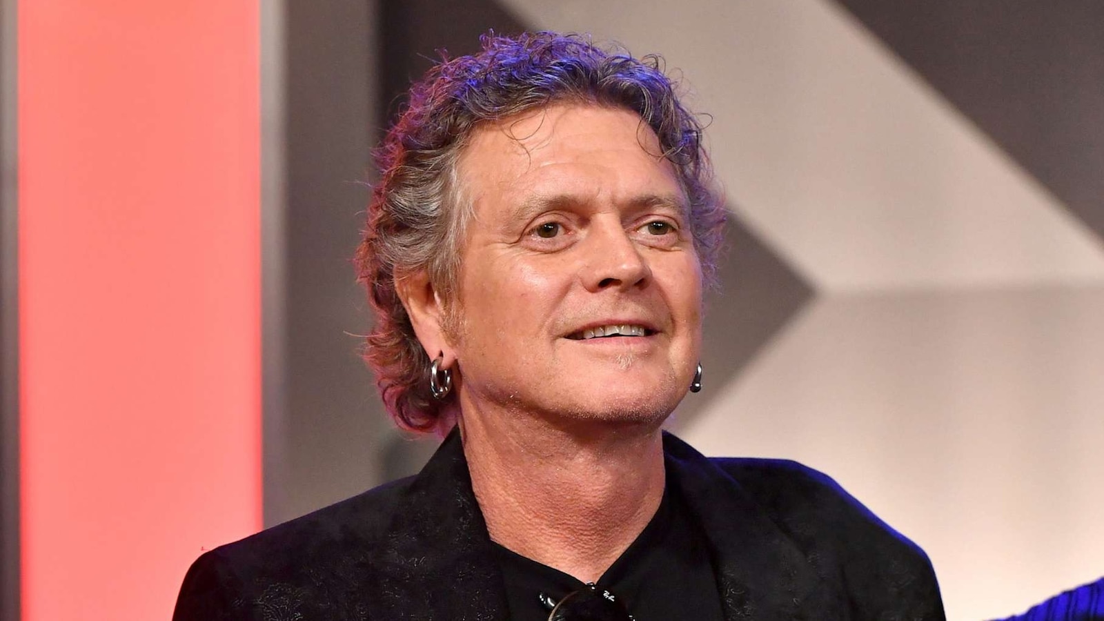 Teen charged in assault on Def Leppard drummer Rick Allen, police say ...