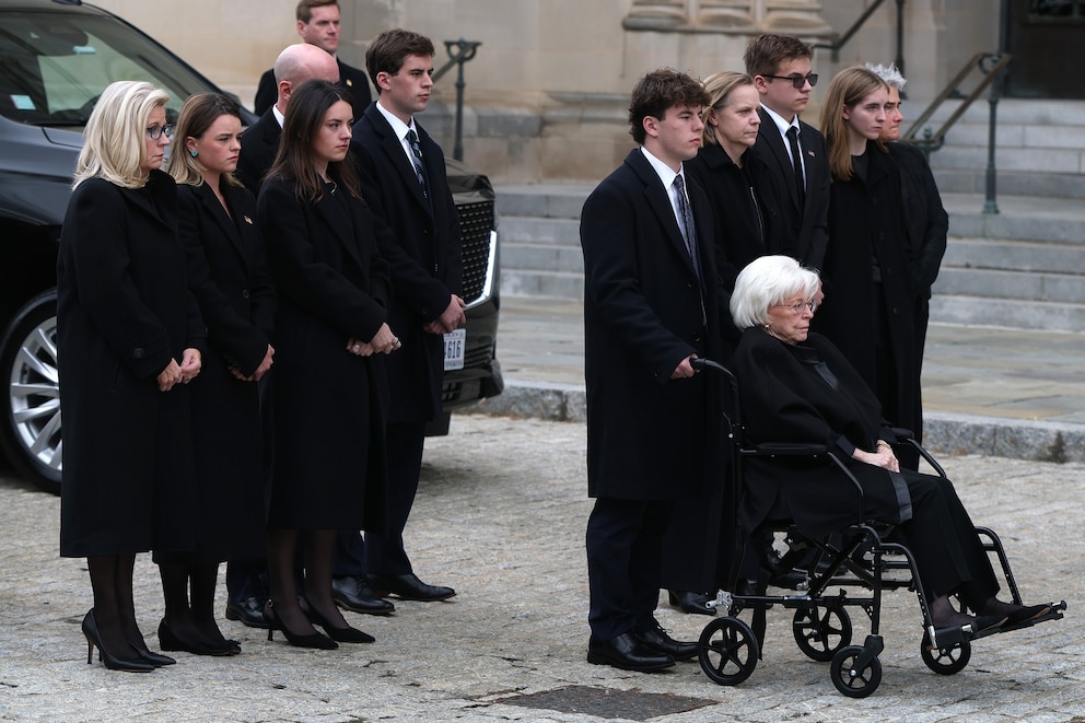 Dick Cheney funeral: George W. Bush, Liz Cheney give eulogies - Good ...