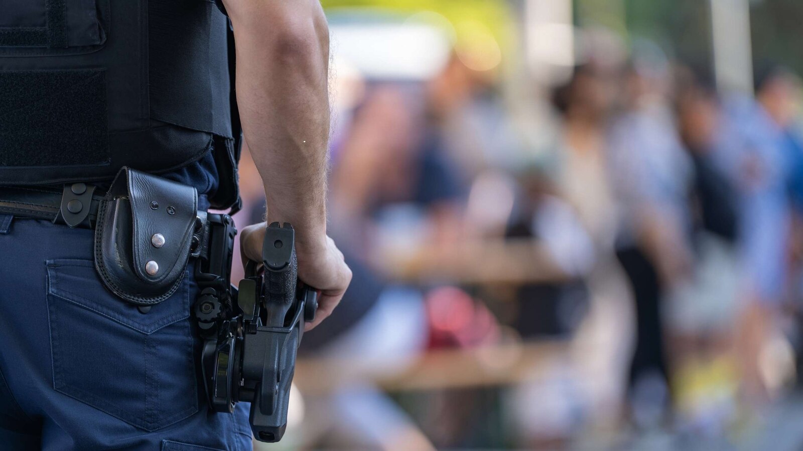 Father arrested after being found in car with 2 children suffering from ...