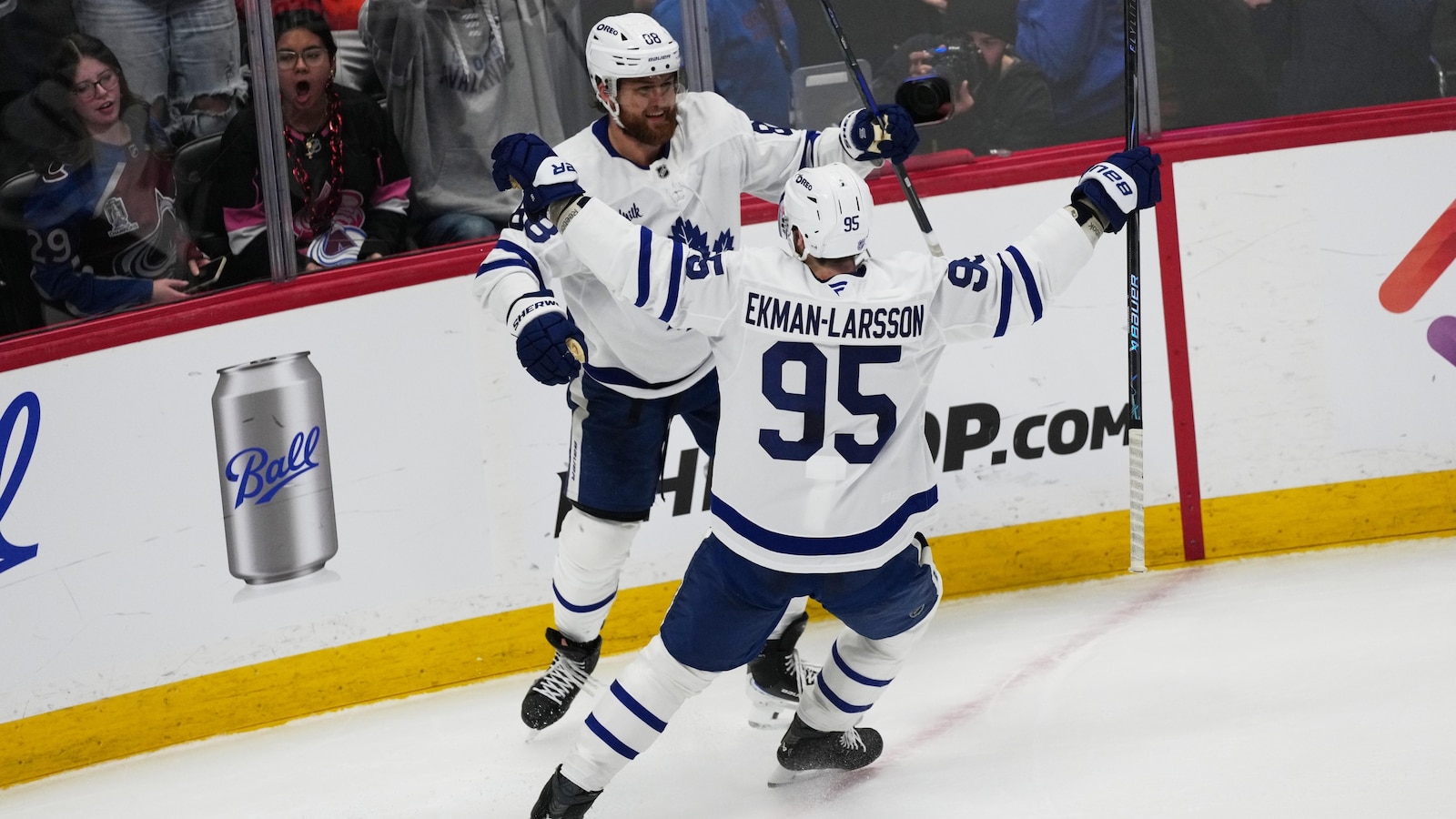 William Nylander's OT goal gives Leafs 4-3 victory, snaps Avalanche's ...