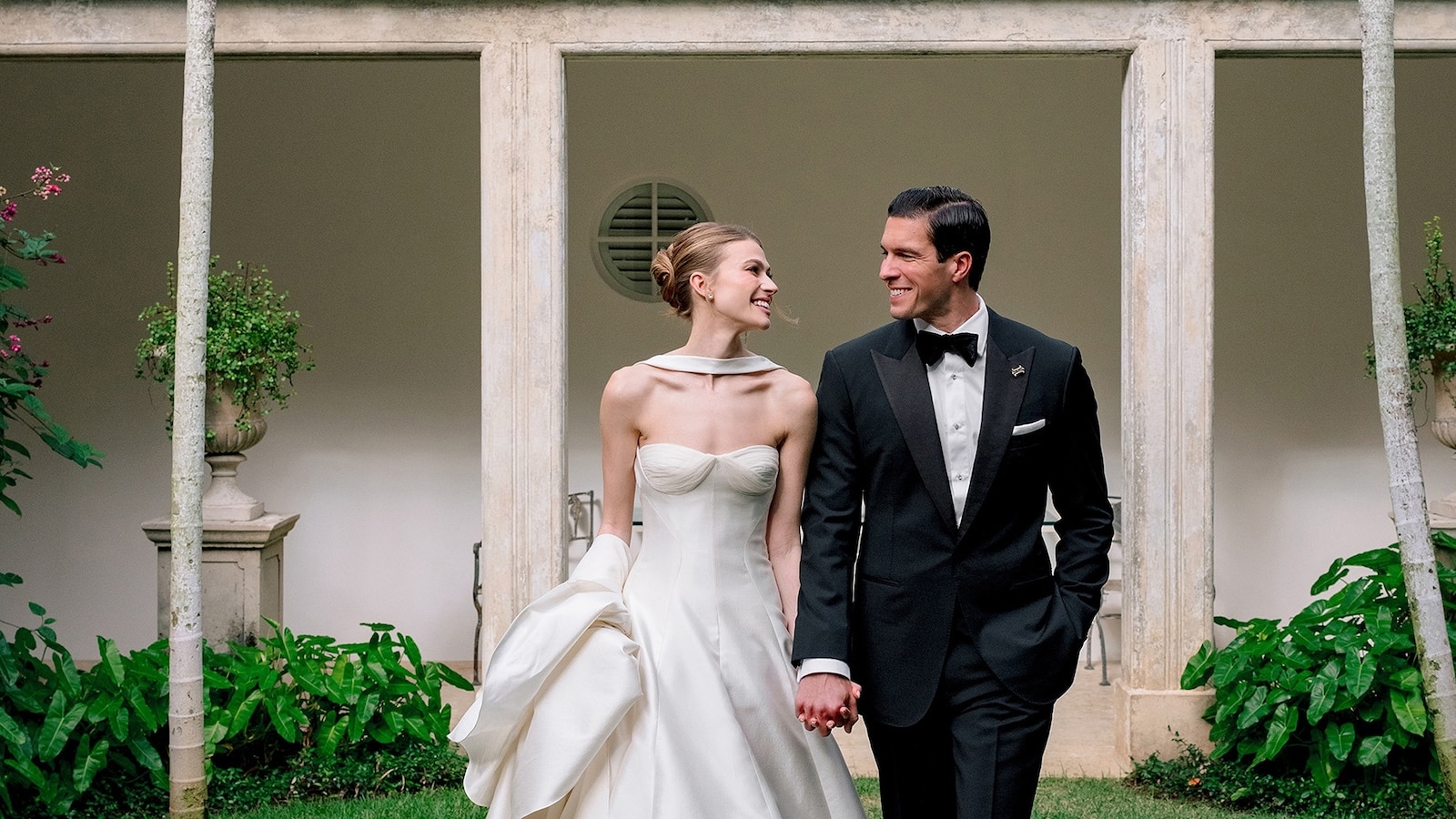 Will Reeve, Amanda Dubin share wedding photos featuring 'GMA' family ...