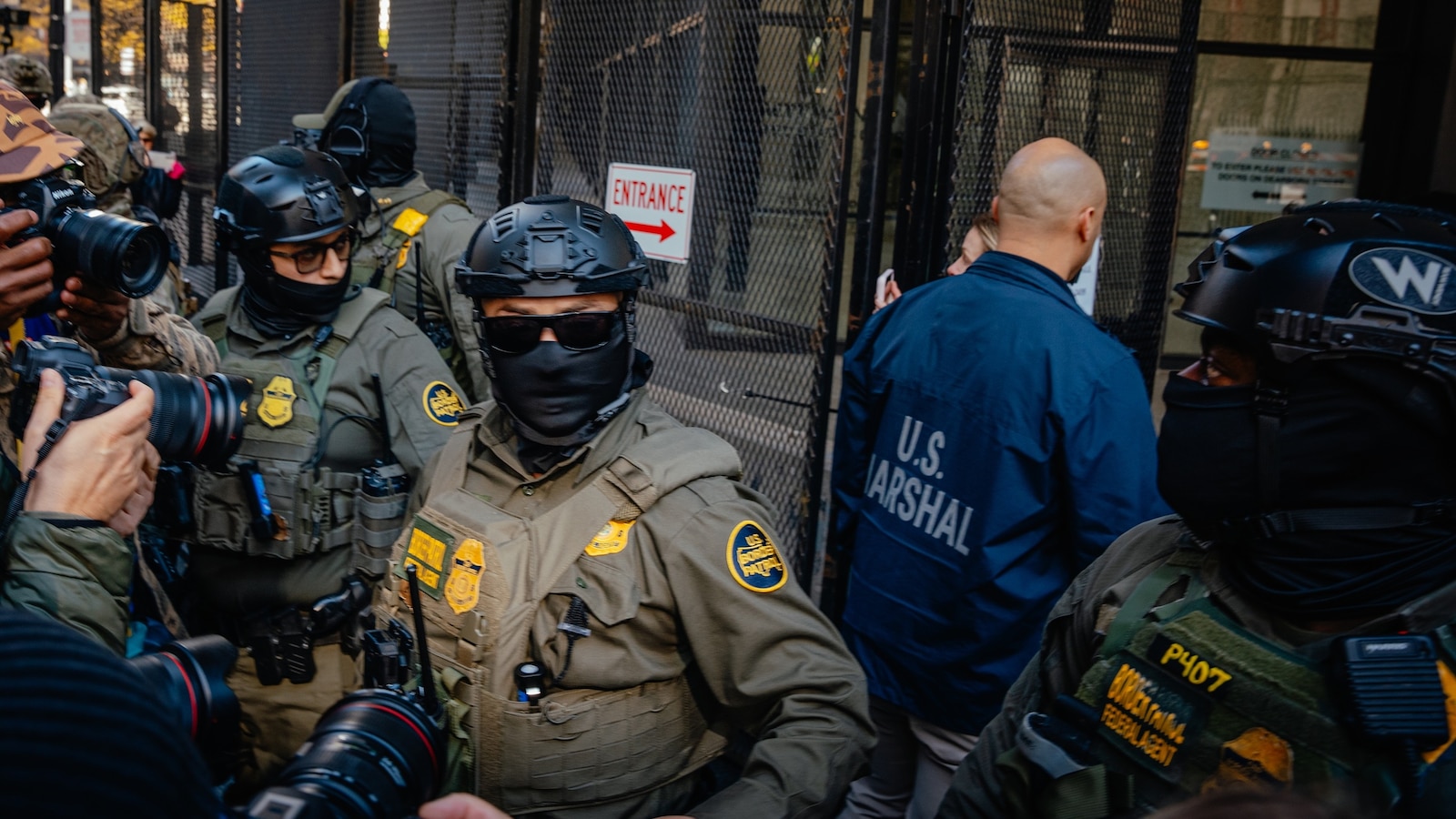 Federal judge weighing ICE use of force in Chicago - ABC News