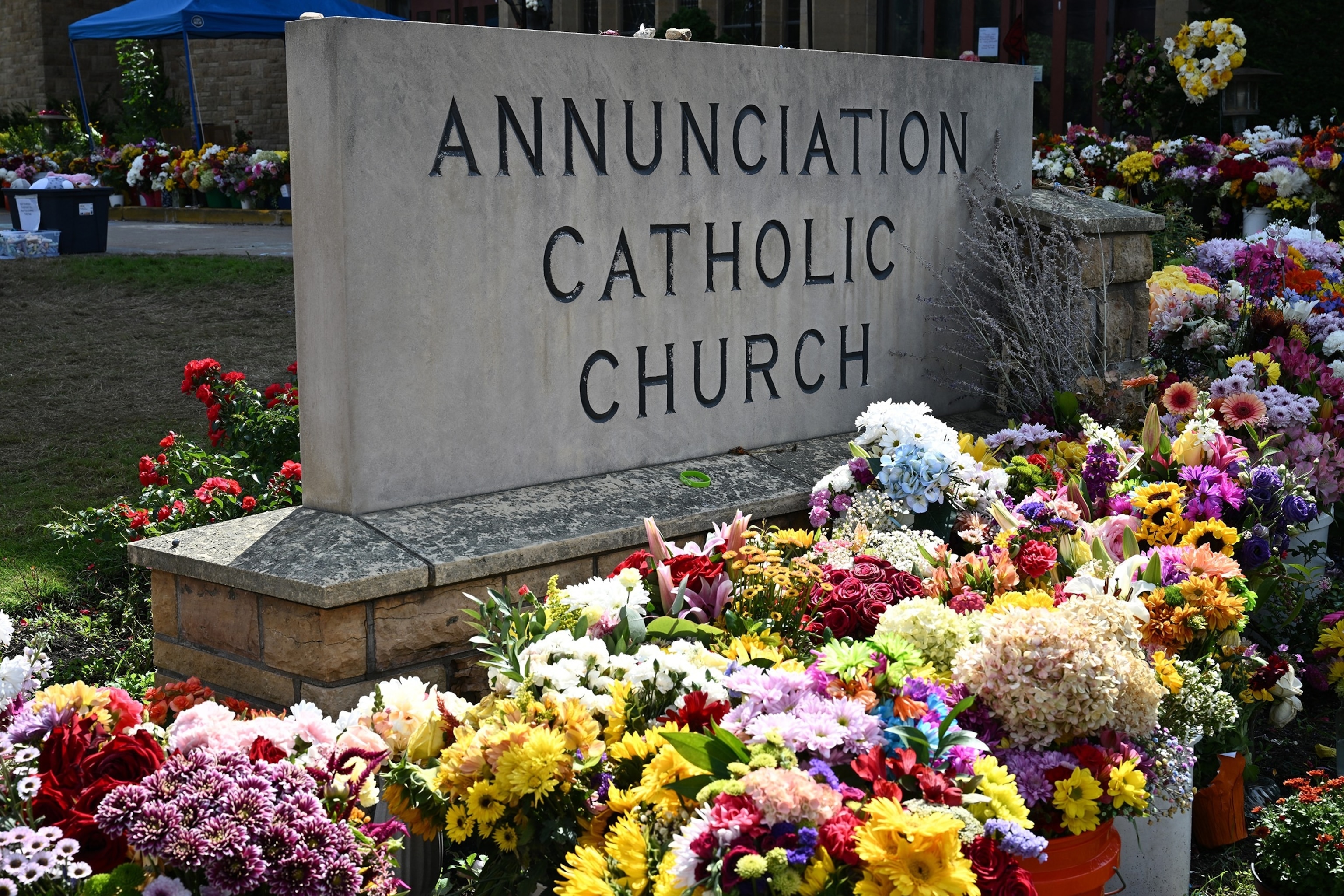 Minnesota Catholic school reopens after mass shooting that killed 2 ...