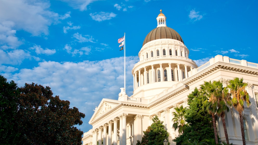California 2024 Live Election Results Harris Projected To Win Schiff