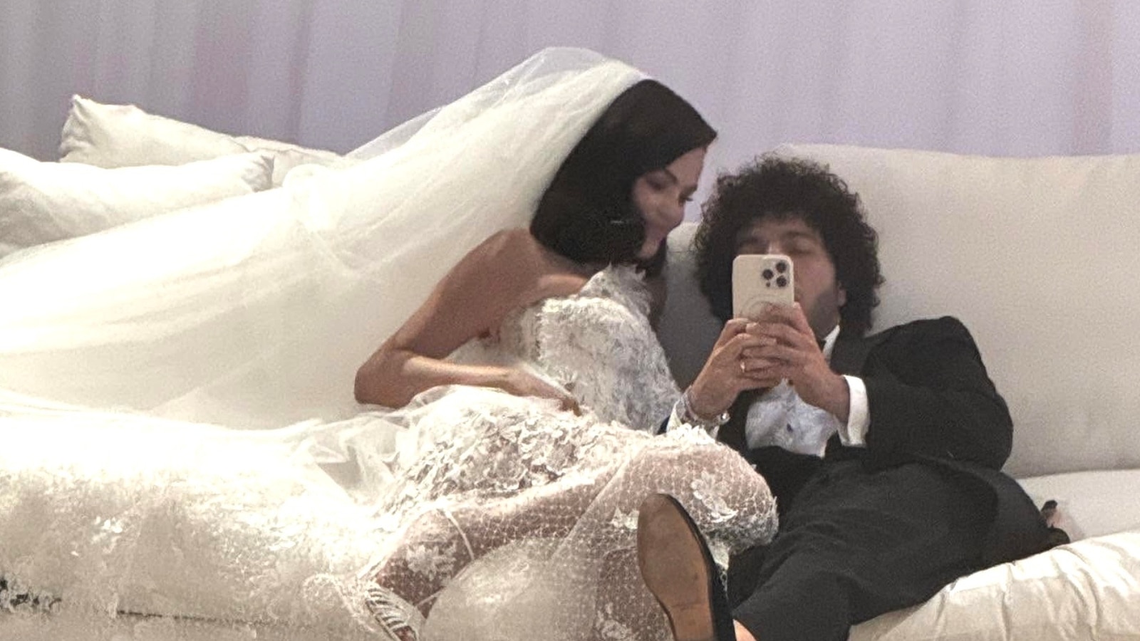 Selena Gomez, Benny Blanco are married - ABC News