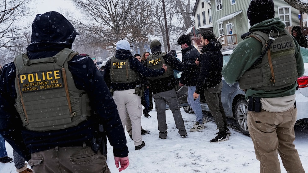 Minneapolis Mayor Frey: 'Of course' I'll comply with DOJ probe - ABC News