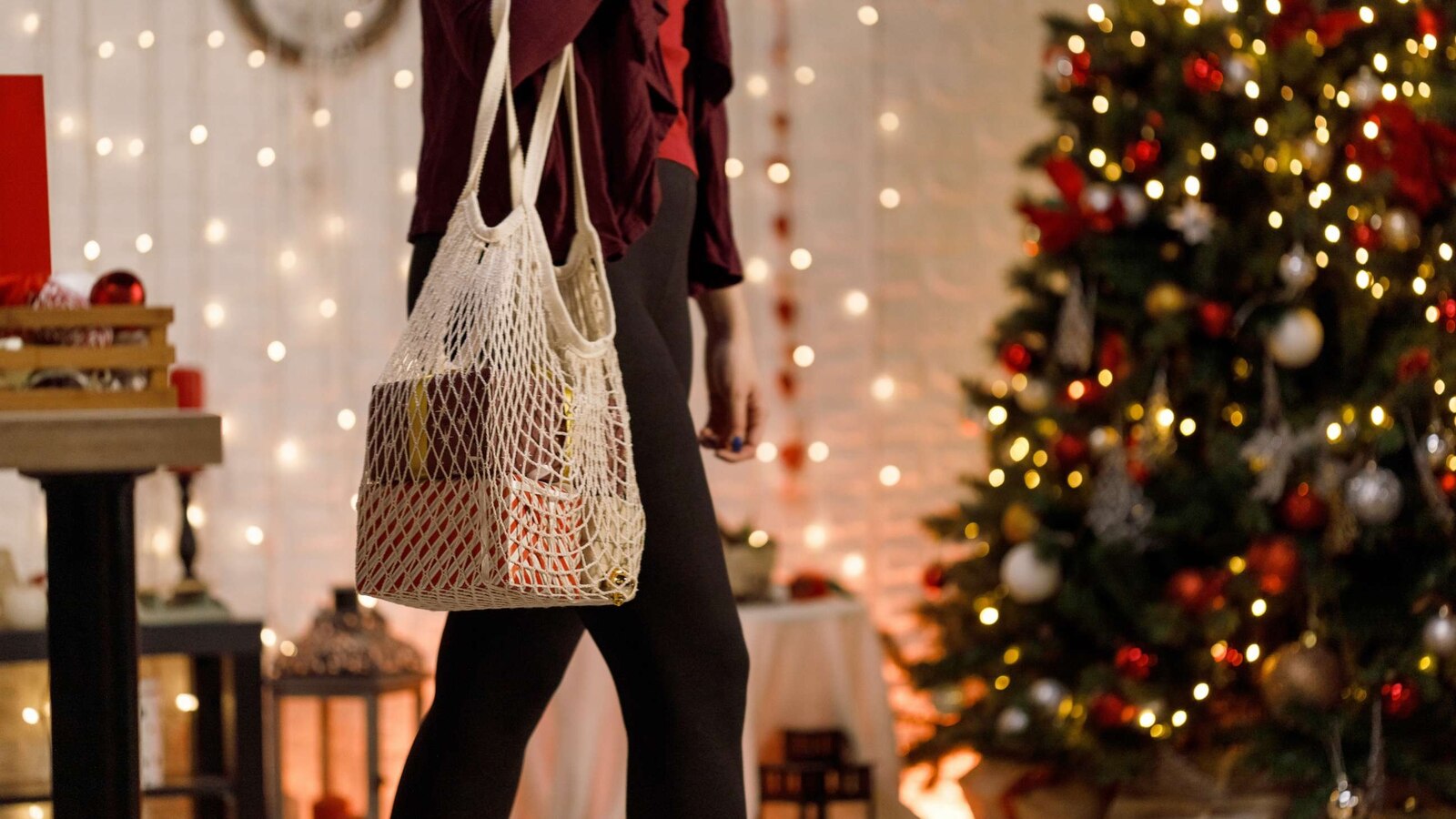 Shopping expert shares the ins and outs of returning unwanted holiday ...