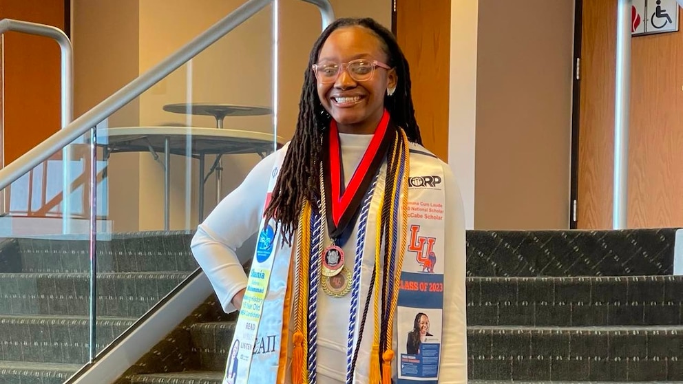Youngest teacher in America discusses how she began her career at 16 ...