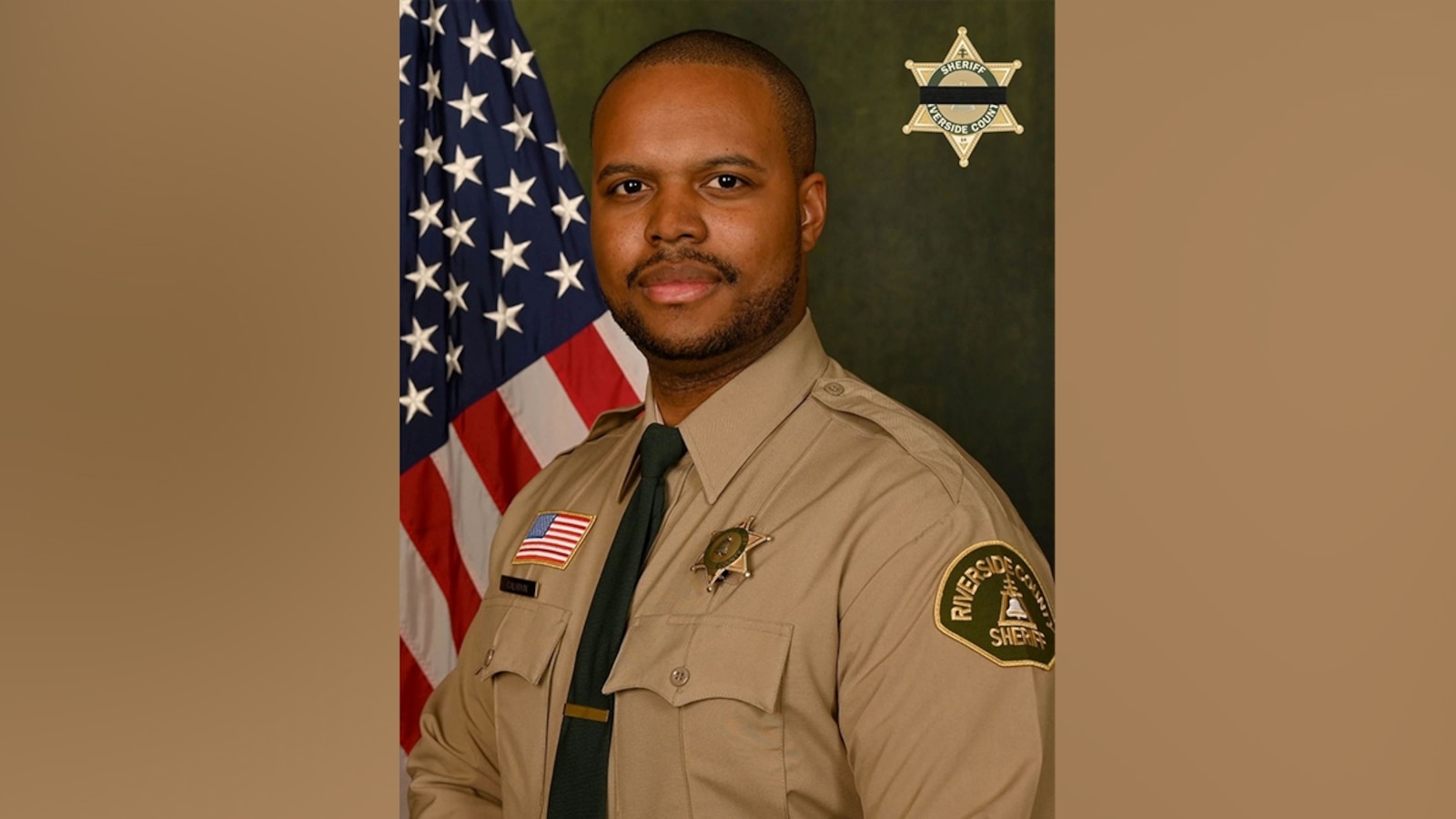 30-year-old deputy shot dead, leaves behind pregnant wife - ABC News
