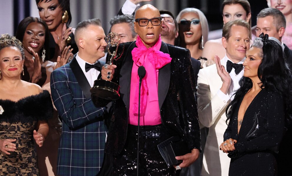 'RuPaul's Drag Race' wins outstanding reality competition program ...