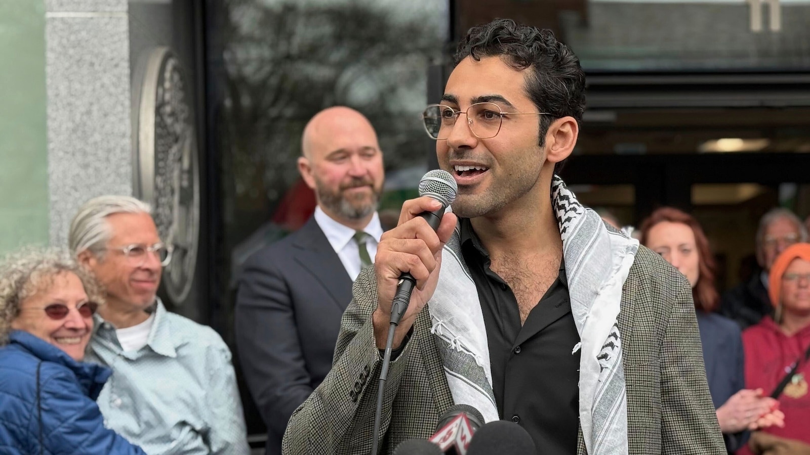 Court reinstates deportation proceedings against pro-Palestinian ...