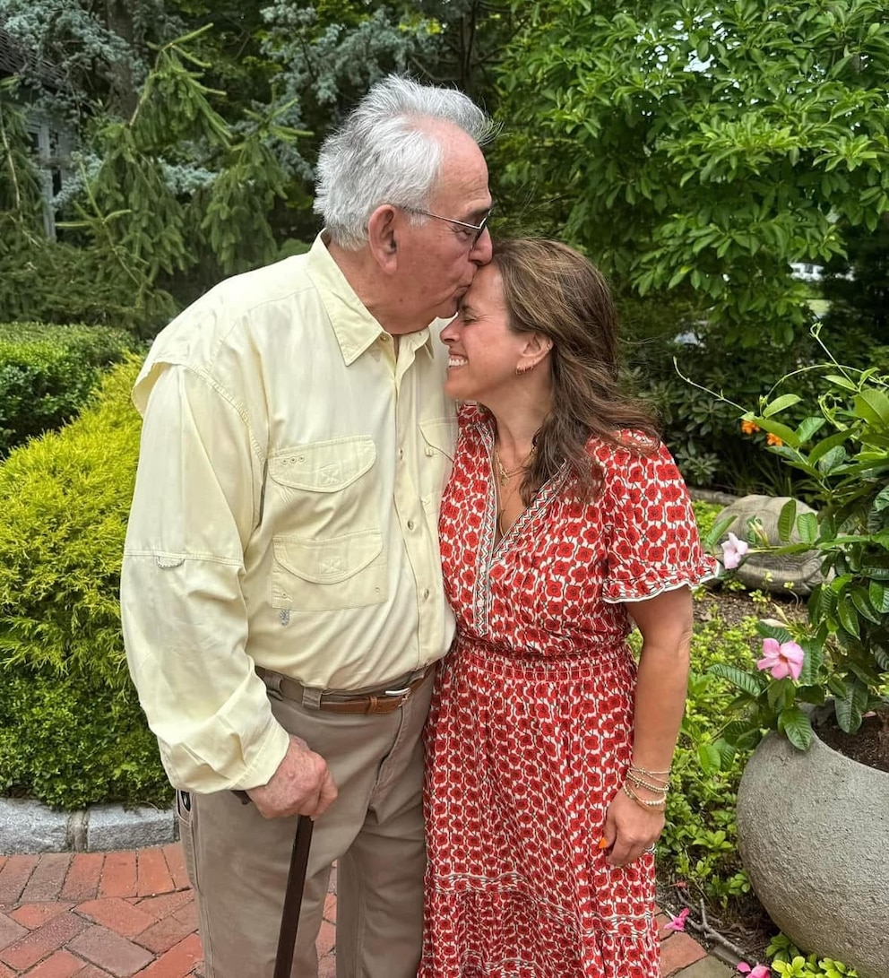 Mom shares reminder that the holidays can be celebrated on any day ...