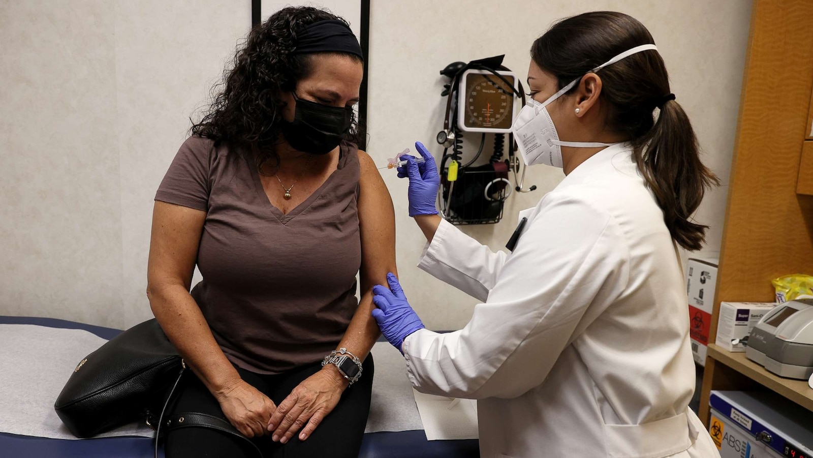 Flu cases on the rise as US prepares for possibly severe season, data ...