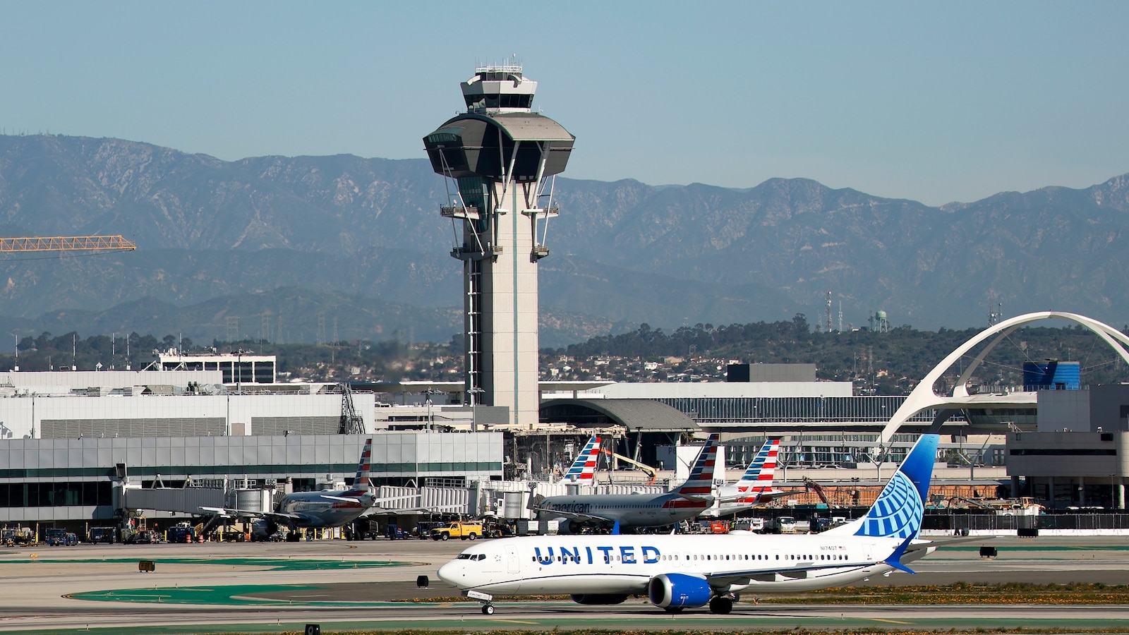 New air traffic control hiring campaign targets gamers to address ...