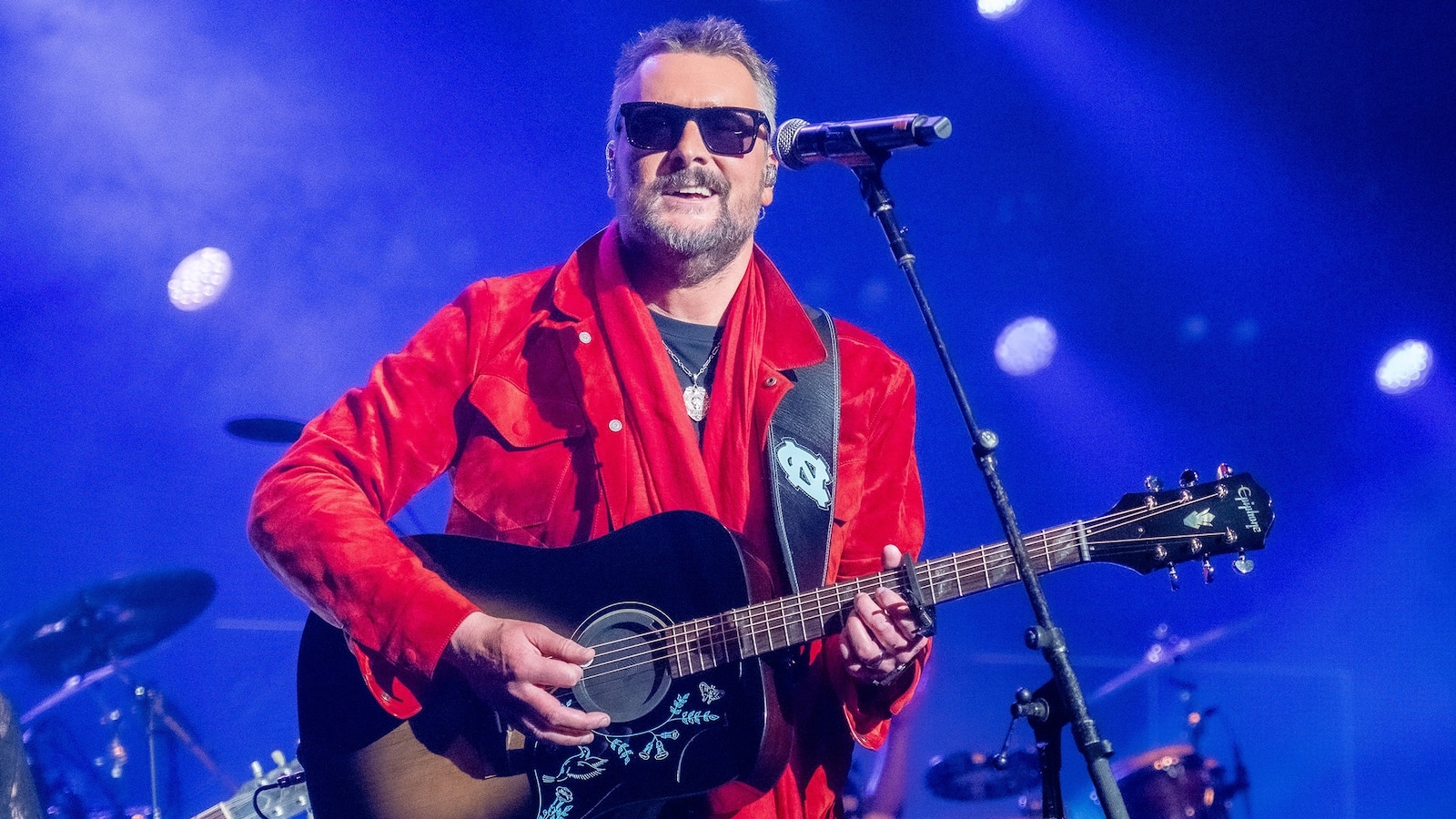 Eric Church's commencement address goes viral: What he said - ABC News