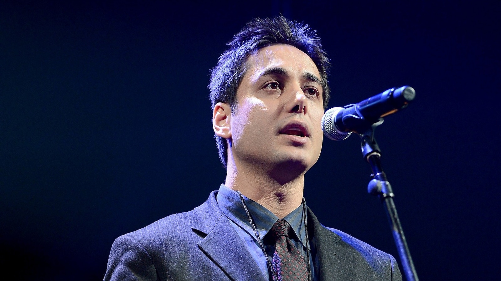 Iranian activist takes his own life to protest country's dictatorship ...