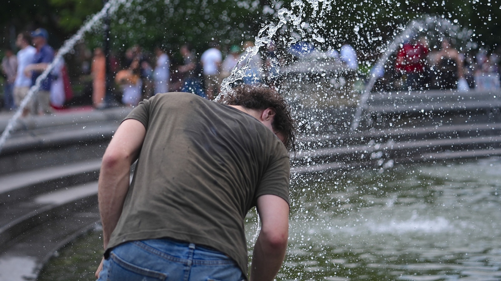 As heat wave grips half the nation, nighttime temperatures will bring ...