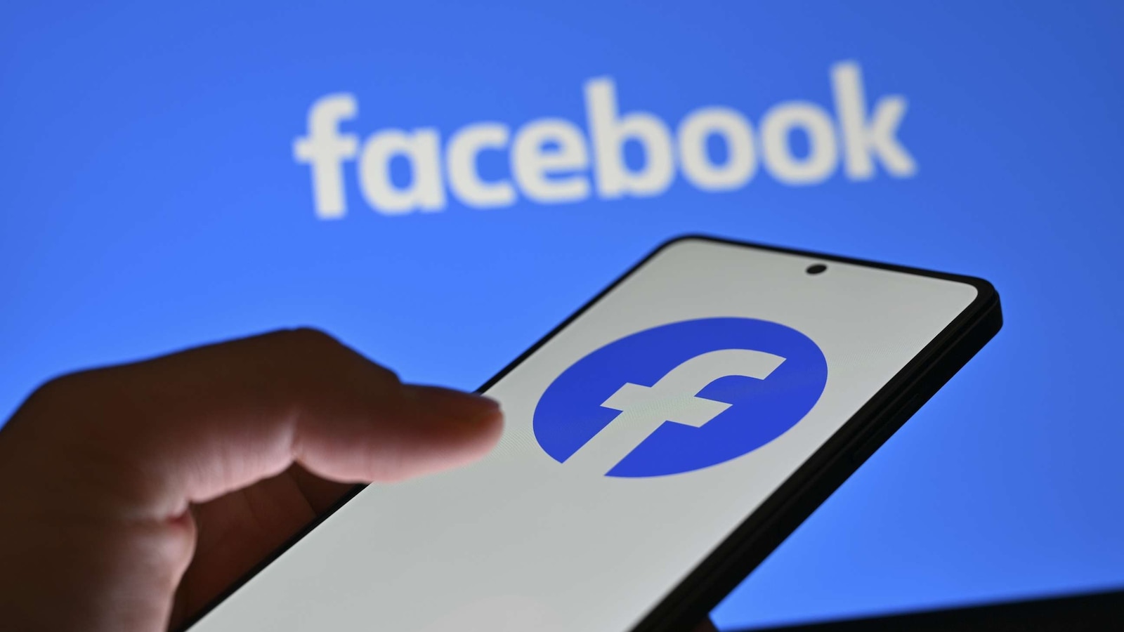 Supreme Court debates when public officials can block users on social ...