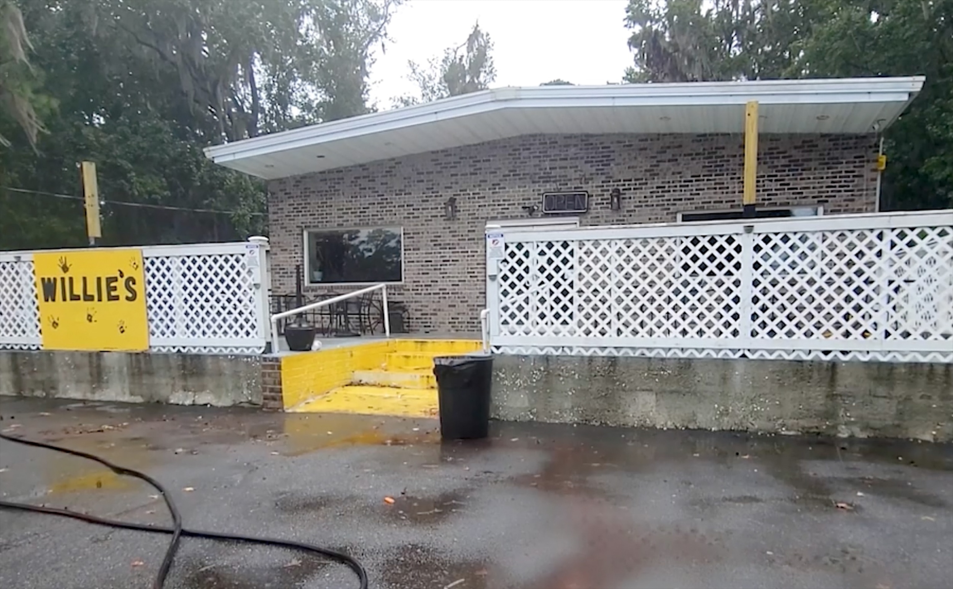 At least 4 killed, 16 injured in bar shooting in St. Helena Island ...