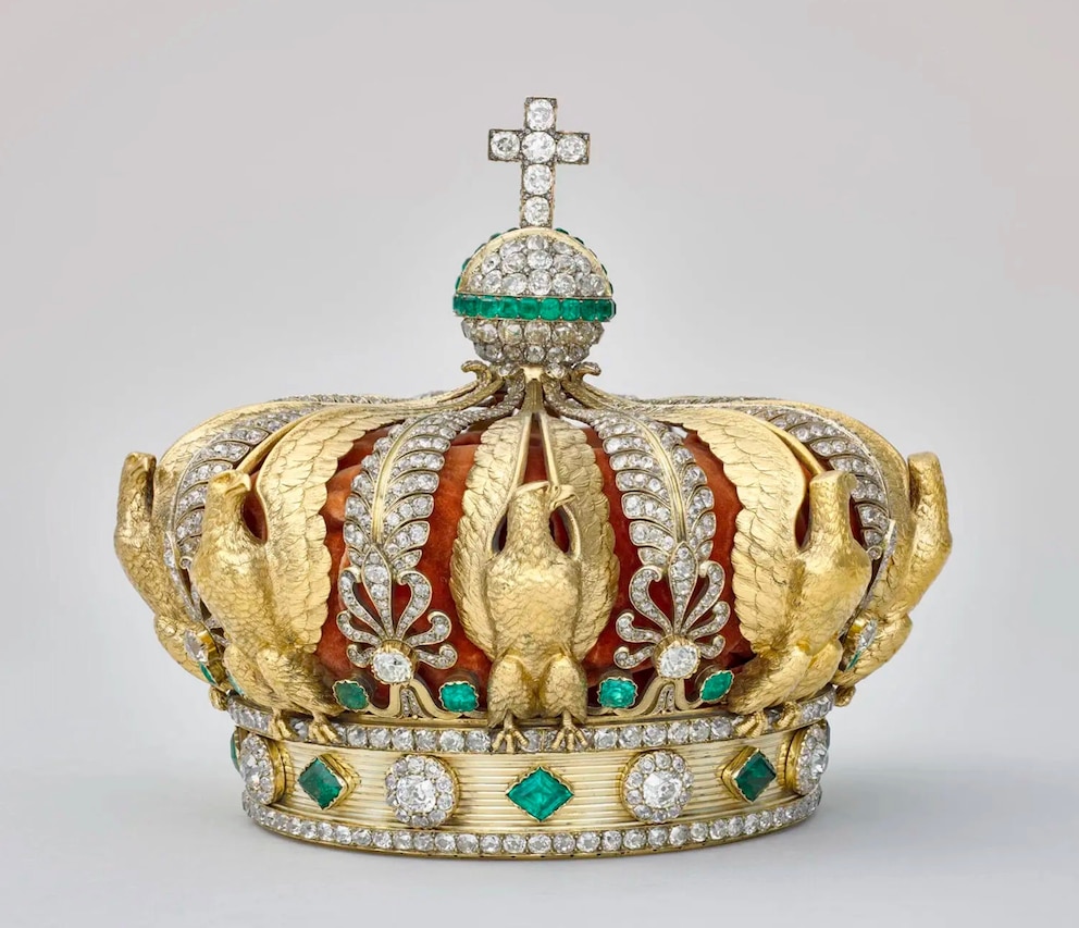 The Louvre robbery: A timeline of the brazen theft, investigation and ...