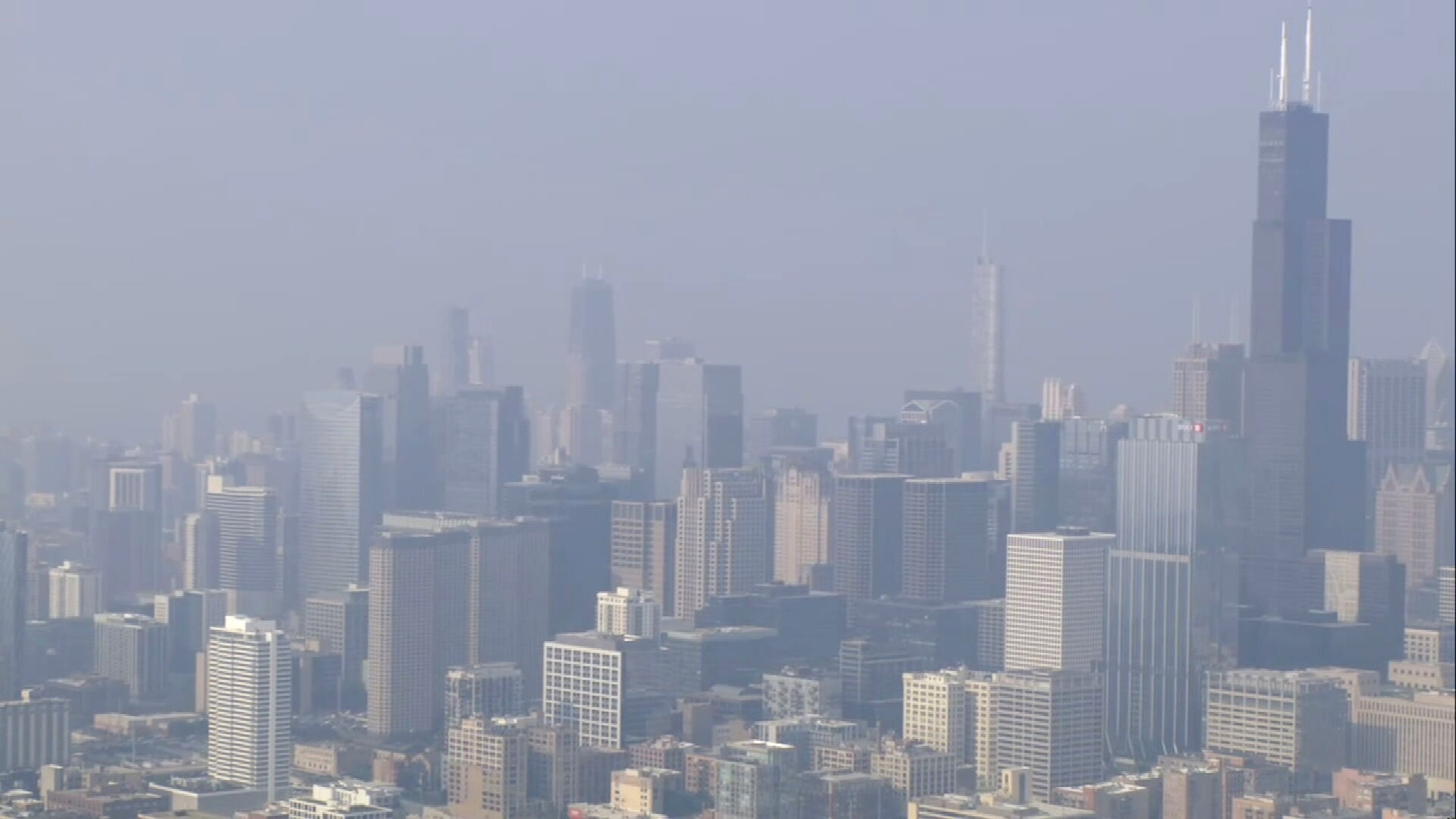 Canadian wildfire smoke brings poor air quality to Midwest as flood threat looms in Carolinas ...